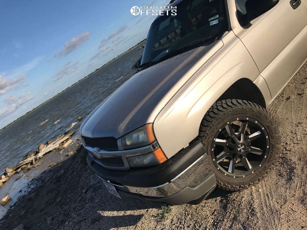 2006 Chevrolet Avalanche 1500 with 20x10 -25 Cali Offroad Busted and ...