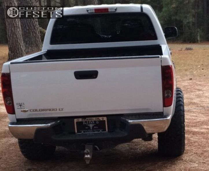 2008 Chevrolet Colorado with 18x9 -12 Mayhem Assault and 285/65R18 AMP ...