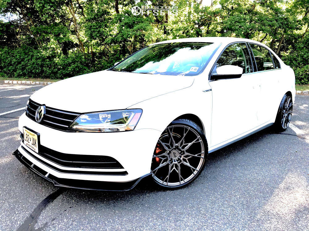 2017 Volkswagen Jetta with 19x8.5 35 Niche Staccato and 225/35R19 ...