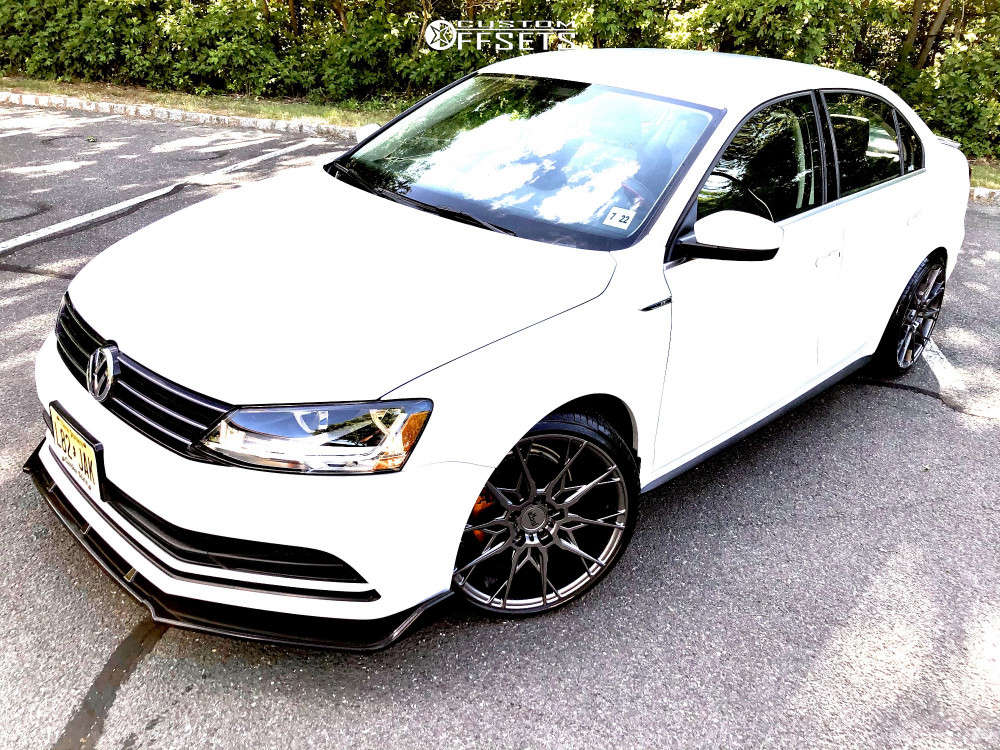 2017 Volkswagen Jetta with 19x8.5 35 Niche Staccato and 225/35R19 ...