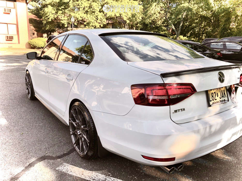 2017 Volkswagen Jetta with 19x8.5 35 Niche Staccato and 225/35R19 ...