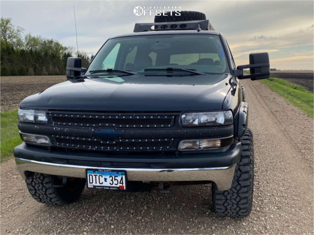 2006 Chevrolet Suburban 1500 with 20x12 -44 Ultra Xtreme X108 and 305 ...