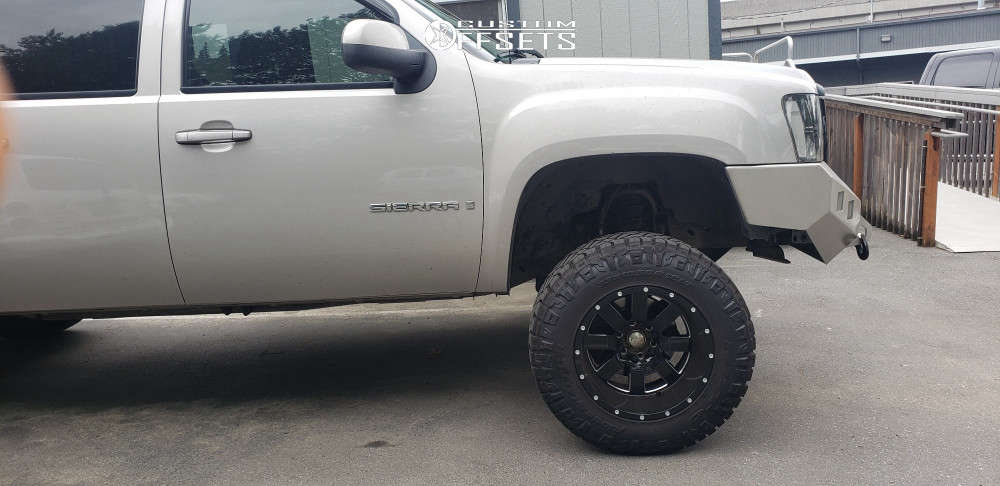 2007 GMC Sierra 1500 with 18x12 -44 Moto Metal Mo962 and 35/12.5R18 ...