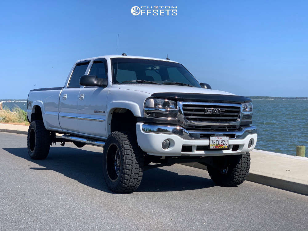 2005 GMC Sierra 2500 HD Classic with 20x10 -25 Cali Offroad Summit and ...