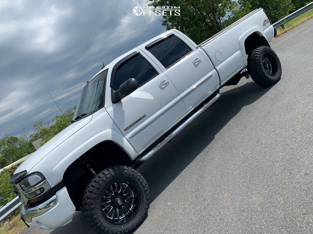 2005 GMC Sierra 2500 HD Classic with 20x10 -25 Cali Offroad Summit and ...