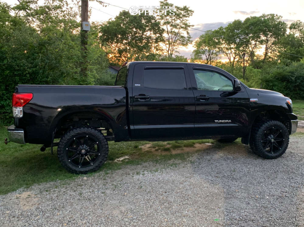 2013 Toyota Tundra with 20x9 18 Mayhem Rampage and 33/12.5R20 Federal ...