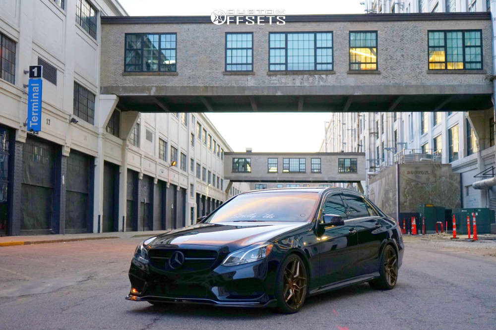 2015 Mercedes-Benz E350 with 19x8.5 42 Rohana Rfx11 and 235/35R19 ...