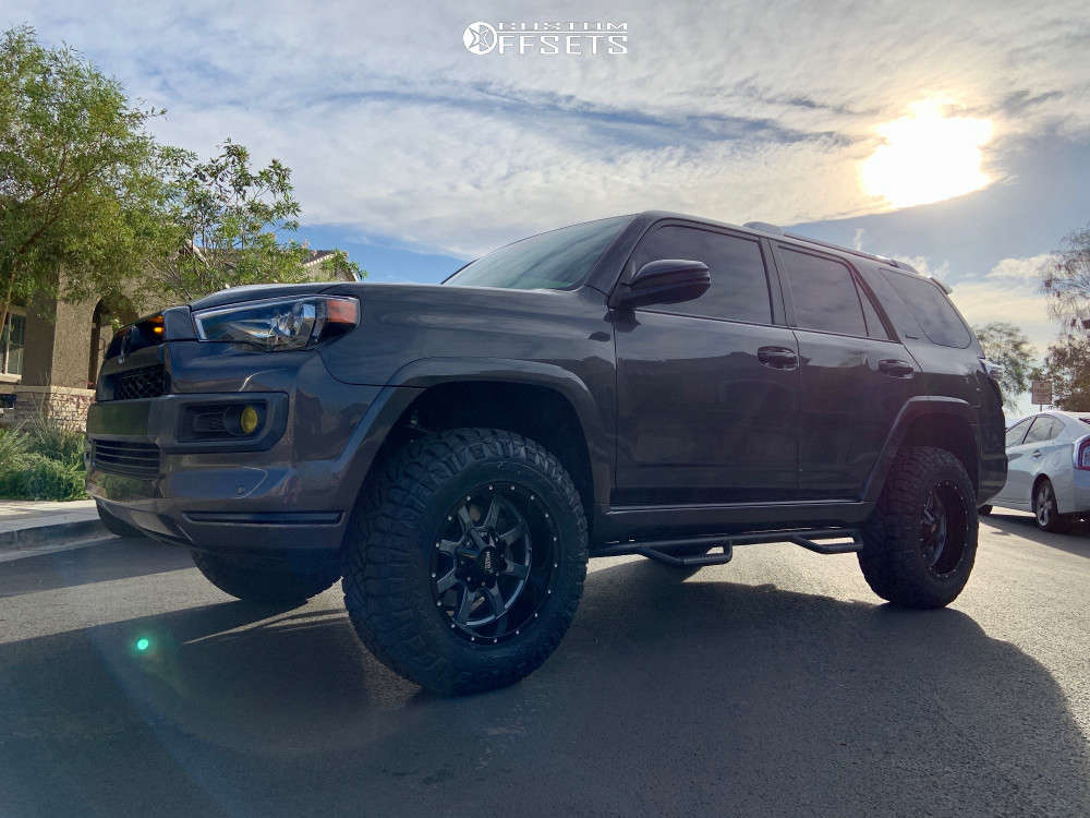2015 Toyota 4Runner with 18x10 -24 Moto Metal Mo970 and 275/70R18 Nitto ...