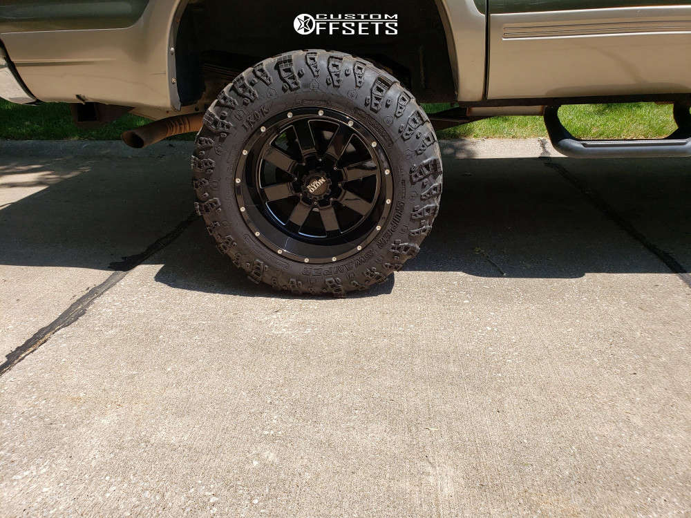 2000 Ford Excursion with 20x12 -44 Moto Metal Mo962 and 35/12.5R20 ...