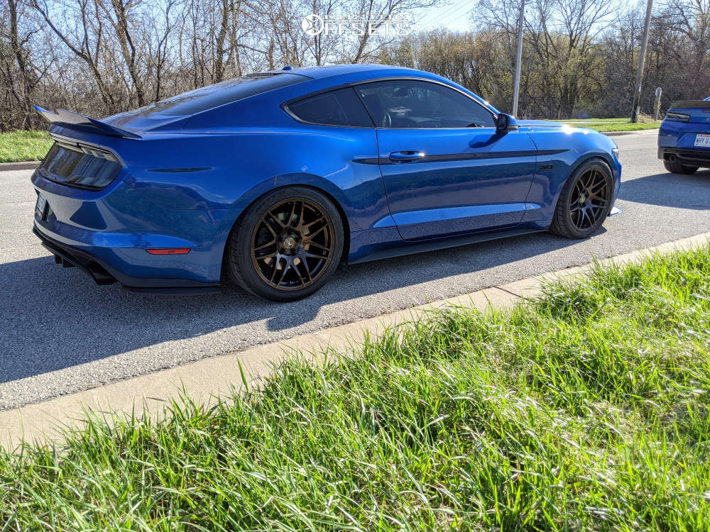 2017 Ford Mustang with 19x9.5 29 Forgestar F14 and 285/35R19 Nitto ...