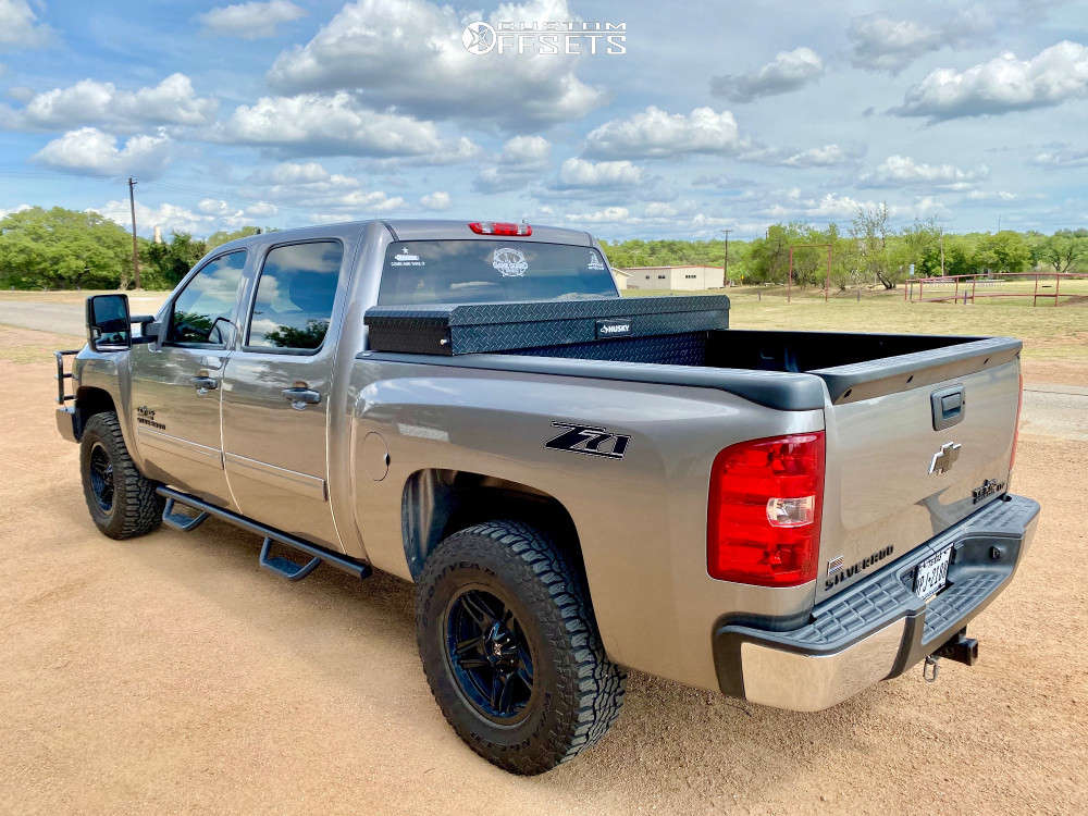 2013 Chevrolet Silverado 1500 with 17x10 -10 American Outlaw Lonestar ...