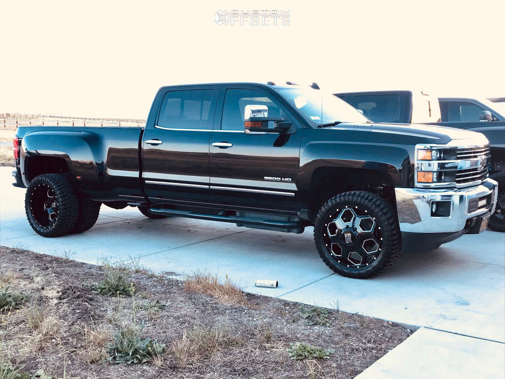 2015 Chevrolet Silverado 3500 HD with 22x8.25 -97 XD Batallion and 33/ ...