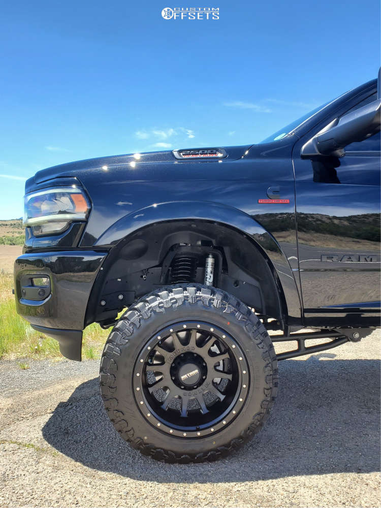 2019 Ram 2500 with 20x12 -52 Method Mr605 and 35/12.5R20 Atturo Trail ...