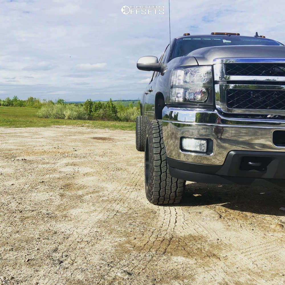2014 Chevrolet Silverado 2500 HD with 20x12 -44 Dropstars 655bm and 33/ ...