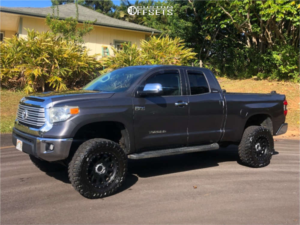 2015 Toyota Tundra with 20x9 -12 Method Nv and 35/12.5R20 Toyo Tires ...