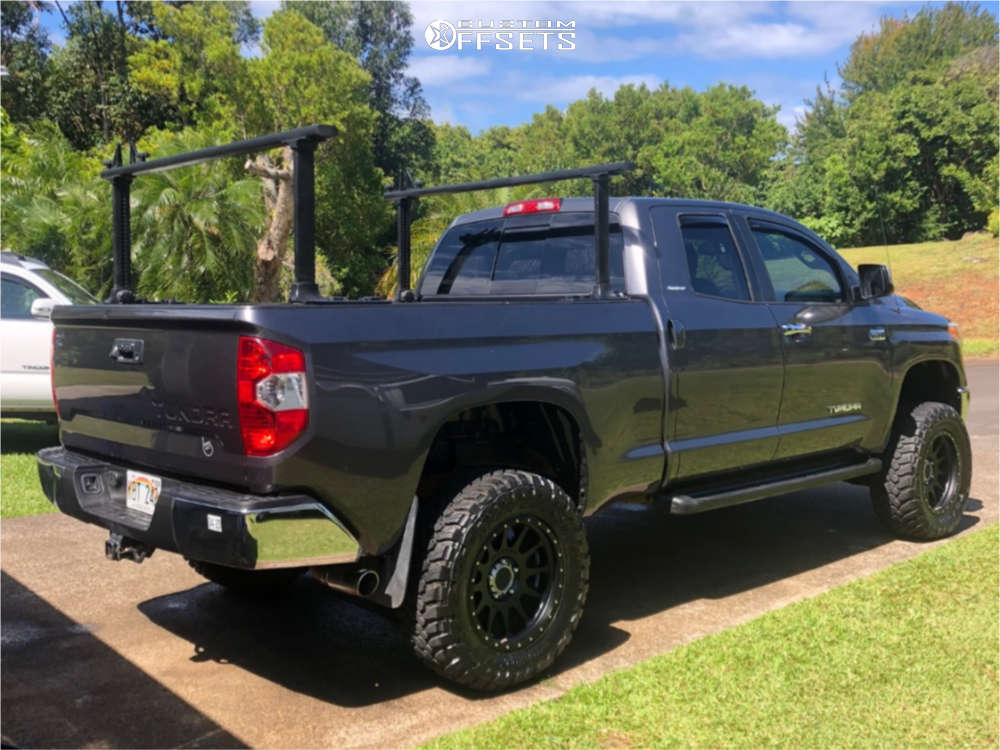 2015 Toyota Tundra with 20x9 -12 Method Nv and 35/12.5R20 Toyo Tires ...