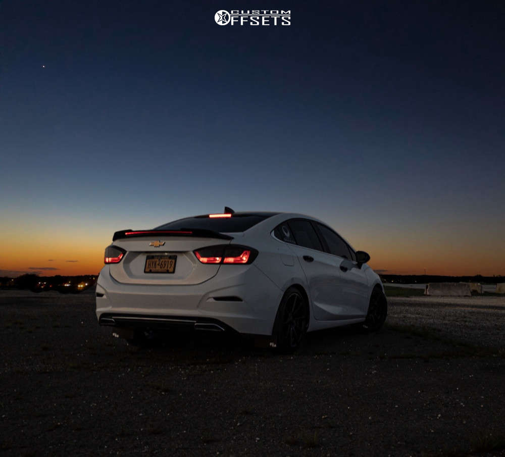 2016 Chevrolet Cruze with 18x8 42 Big Bang Bsp31 and 225/40R18 Ohtsu ...