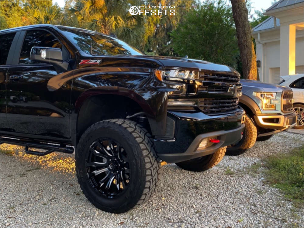 2019 Chevrolet Silverado 1500 with 22x10 -18 Fuel Blitz and 37/12.5R22 ...