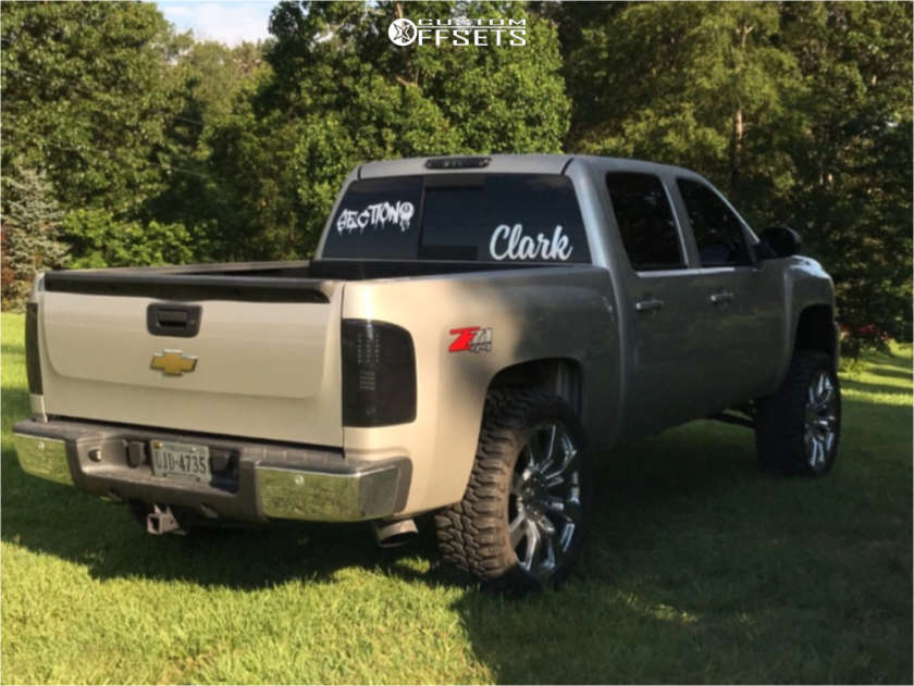 2009 Chevrolet Silverado 1500 with 24x10 0 Denali Reps A04 and 35/12 ...