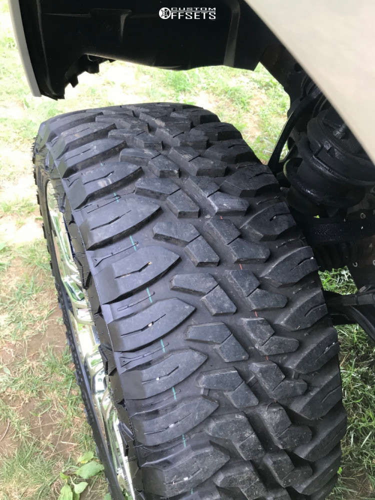 2009 Chevrolet Silverado 1500 with 24x10 0 Denali Reps A04 and 35/12 ...