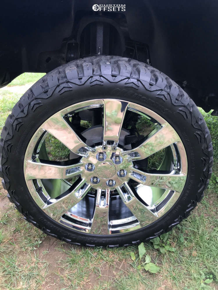 2009 Chevrolet Silverado 1500 with 24x10 0 Denali Reps A04 and 35/12 ...