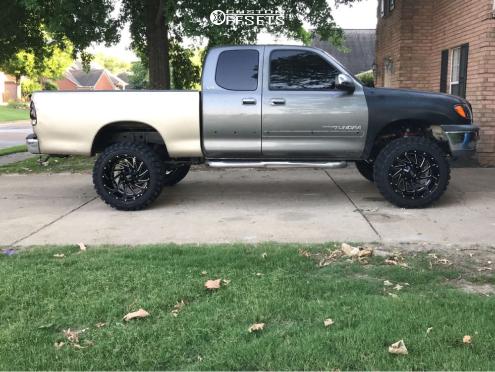 2004 Toyota Tundra with 20x12 -44 Hardrock Crusher and 33/12.5R20 ...