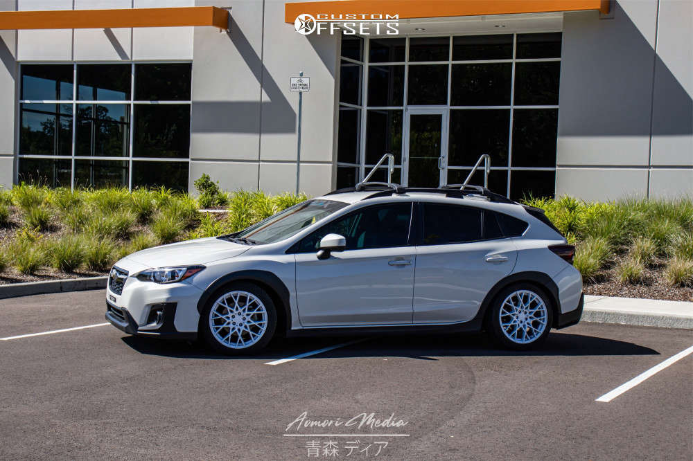 2019 Subaru Crosstrek with 18x8.5 35 TSW Sebring and 225/45R18 ...