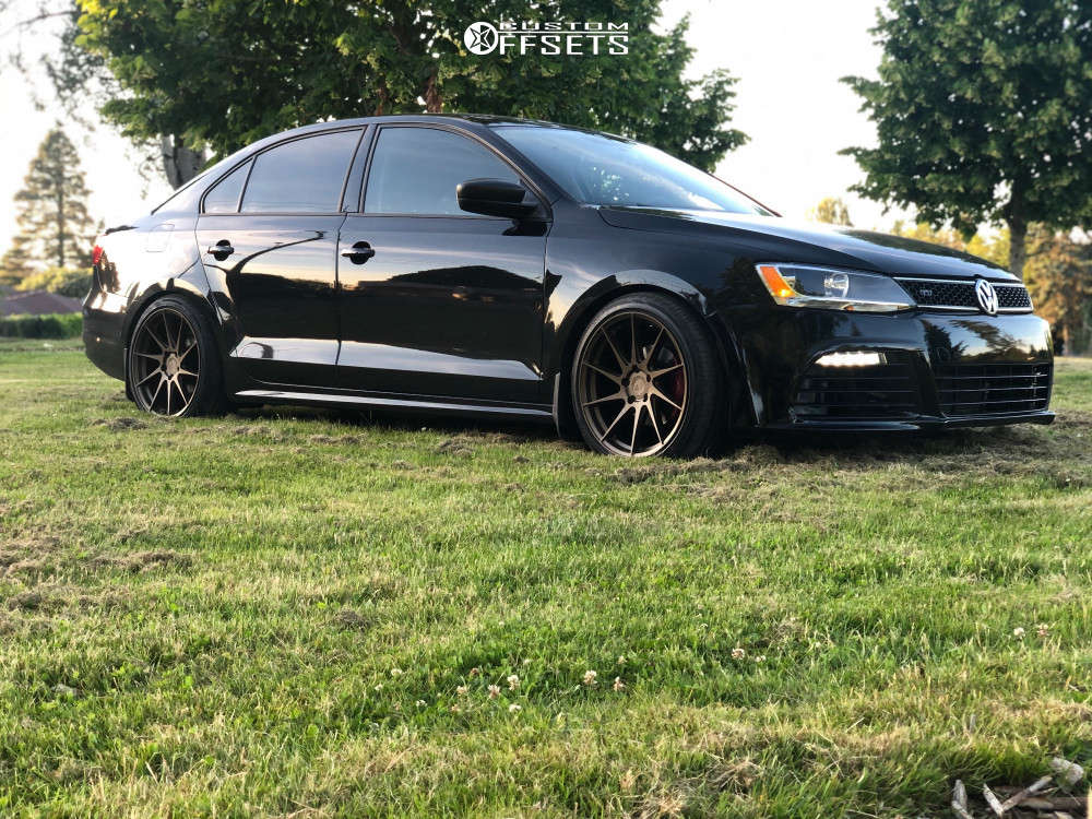 2015 Volkswagen Jetta with 18x8.5 35 Aodhan Ah09 and 225/40R18 Sentury ...