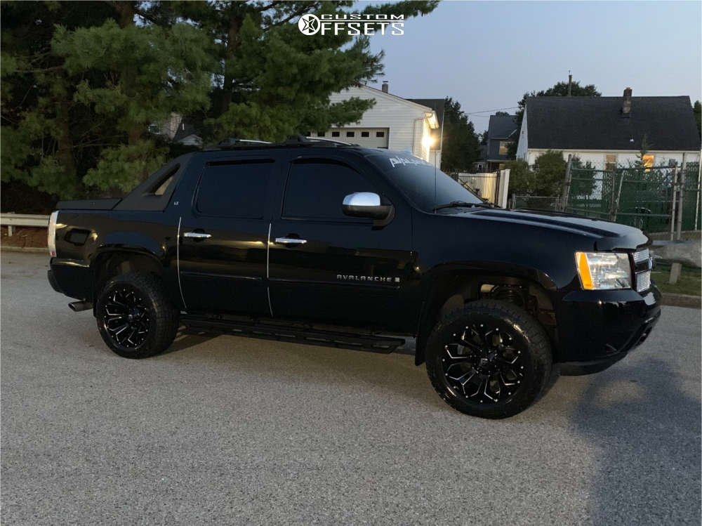 2008 Chevrolet Avalanche with 20x10 -18 Fuel Assault and 275/60R20 ...