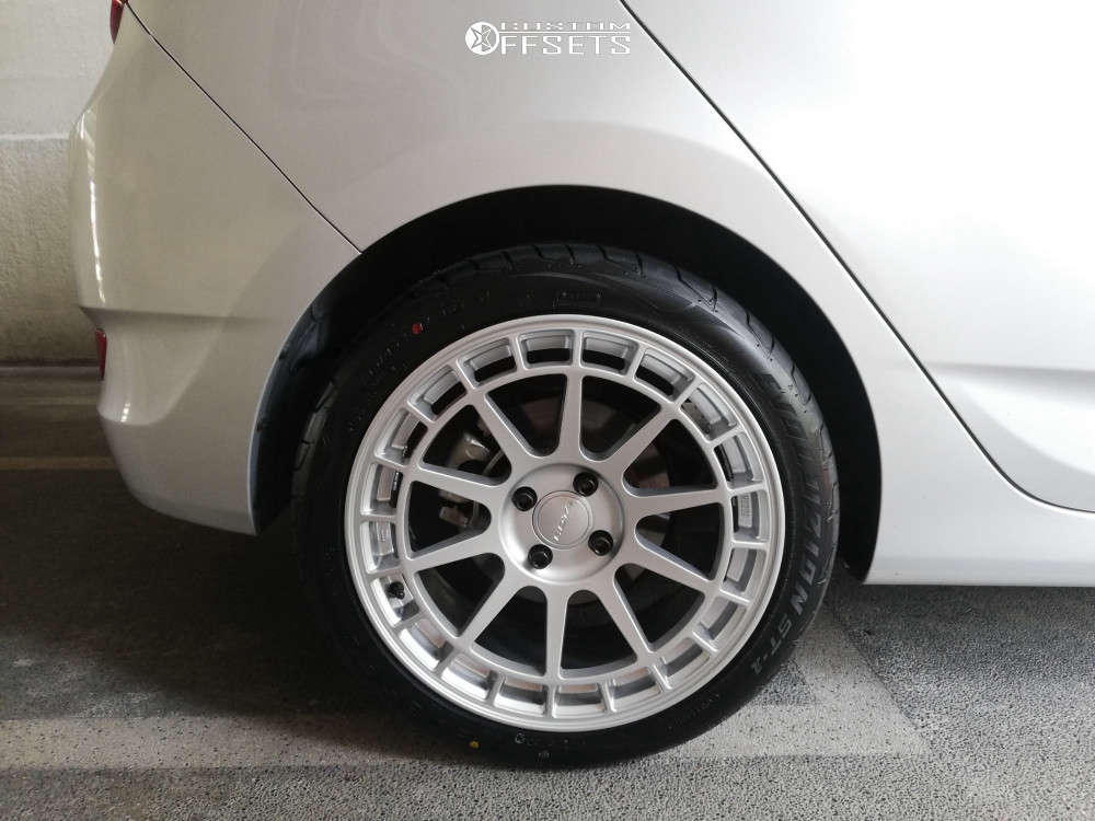 2017 Hyundai Accent with 17x7.5 42 Rota Recce and 205/45R17 Federal ...