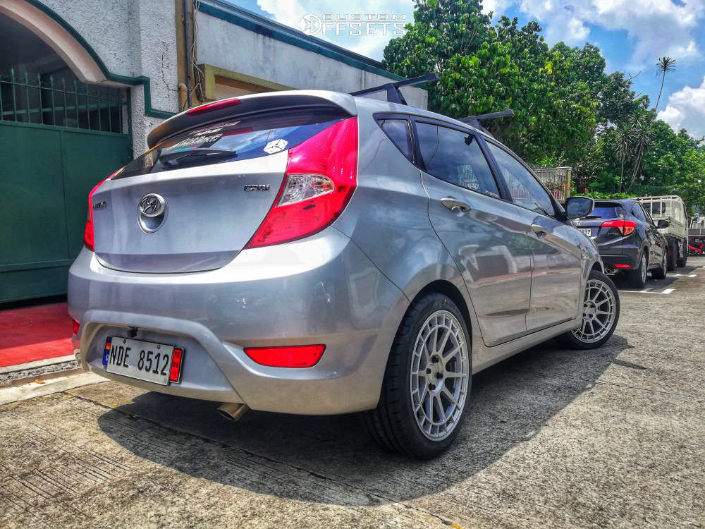 2017 Hyundai Accent with 17x7.5 42 Rota Recce and 205/45R17 Federal ...