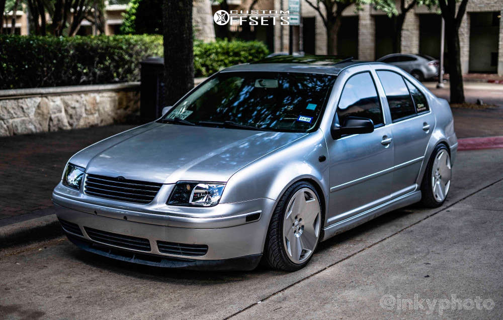 2000 Volkswagen Jetta with 18x8.5 35 Alzor 081 and 215/40R18 Sunny and ...