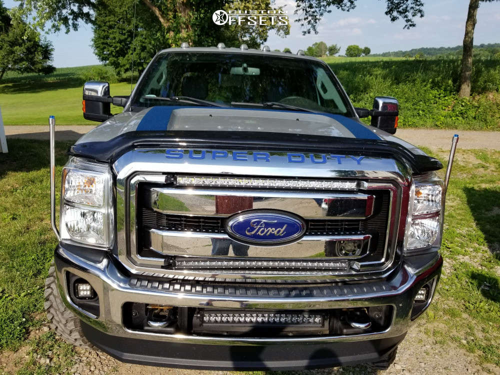 2016 Ford F-250 Super Duty with 17x9 -12 Mayhem Warrior and 35/12.5R17 Toyo Tires Open Country M ...