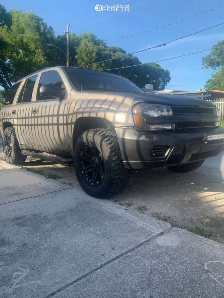 2003 Chevrolet Trailblazer with 18x9 10 Tuff T01 and 285/60R18 Atturo ...
