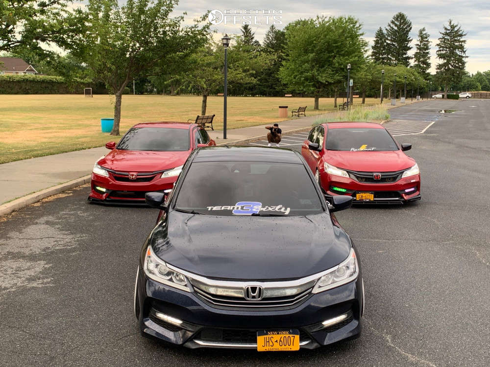 2016 Honda Accord with 19x9.5 22 VIP Modular Vrc13 and 245/35R19 ...
