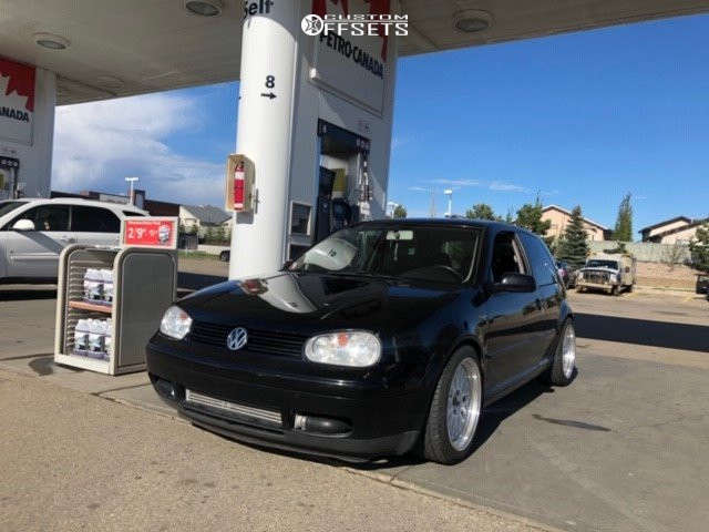 2006 Volkswagen GTI with 17x8.5 30 JNC JNC005 and 225/45R17 Hankook ...