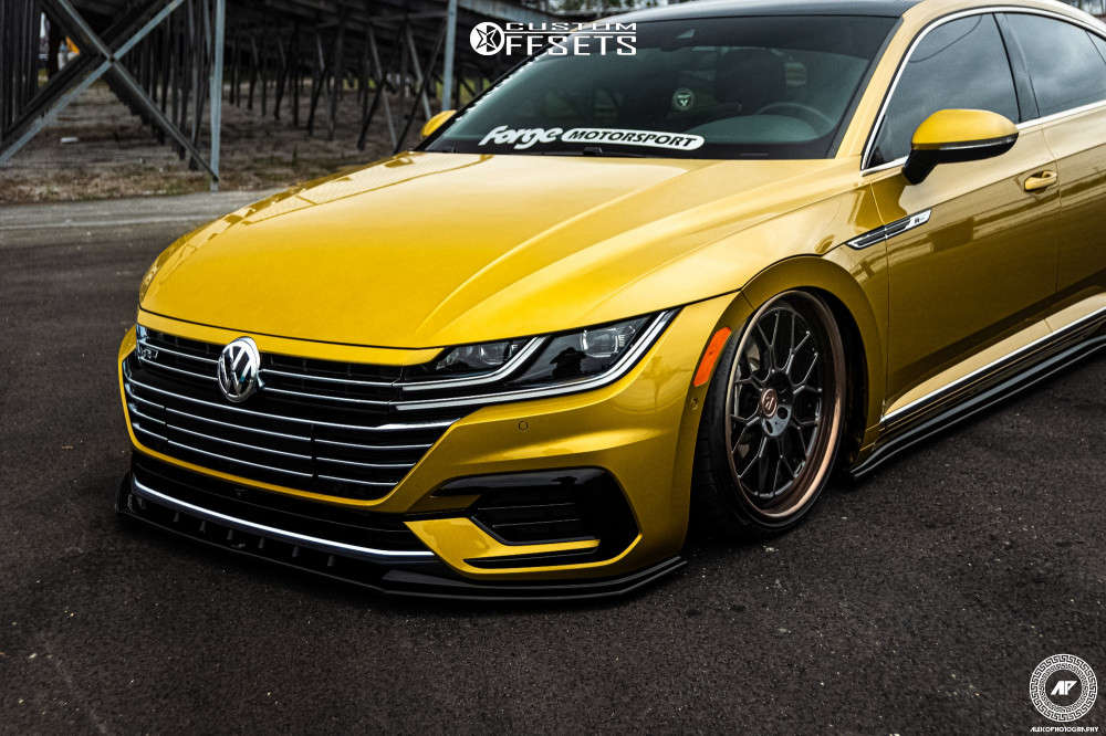 2019 Volkswagen Arteon with 20x9 35 Revolve Sub No. 54 and 225/35R20 ...