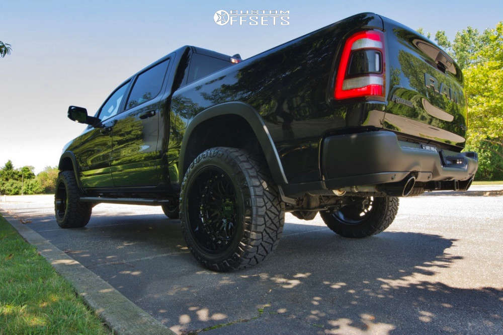2019 Ram 1500 with 22x11.5 -44 Black Rhino Fury and 35/12.5R22 Nitto ...