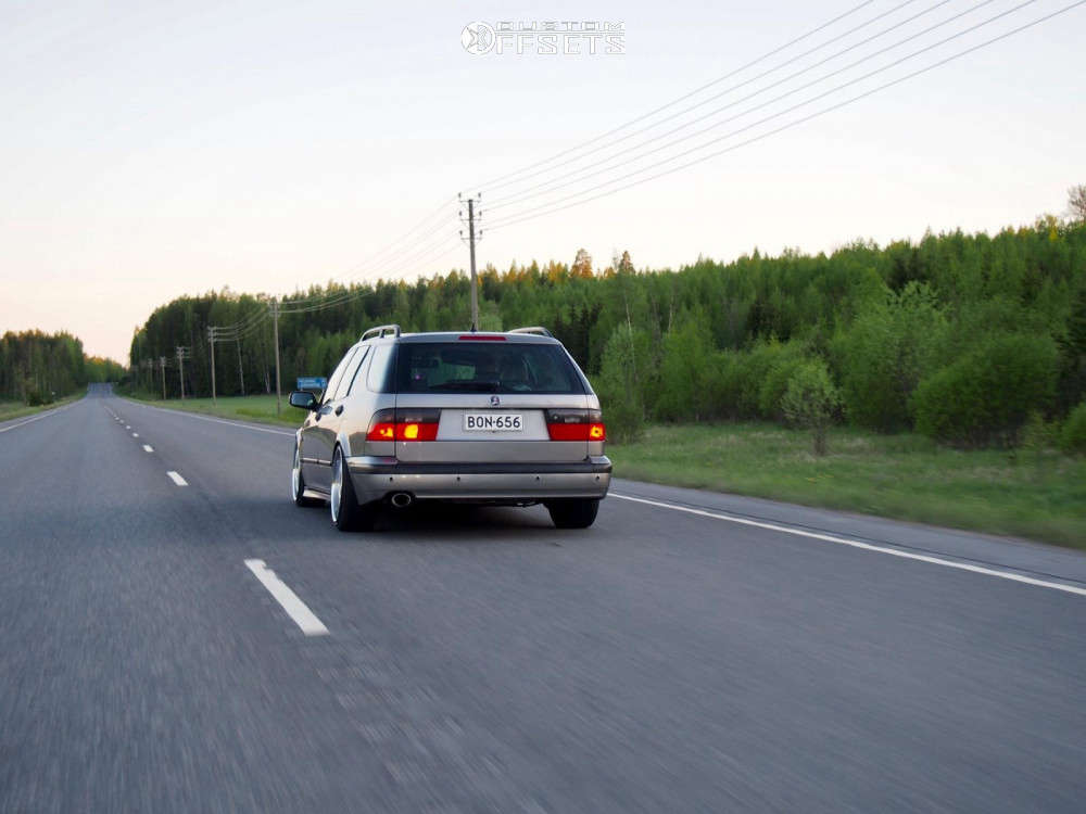 2001 Saab 9-5 with 19x8.5 40 Schmidt Cf Line and 215/30R19 Minerva F205 ...
