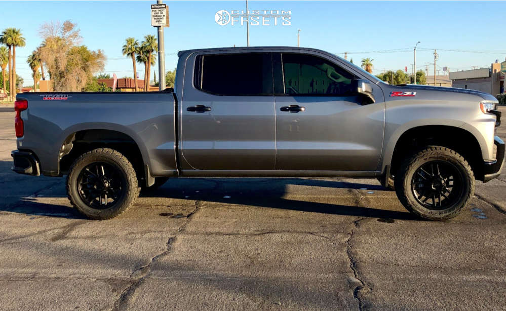 2020 Chevrolet Silverado 1500 with 20x9 18 Ultra Butcher and 33/12.5R20 ...