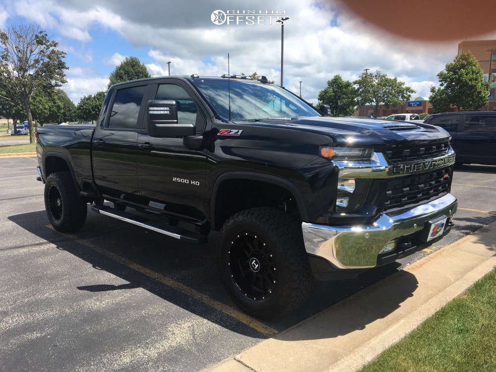 2020 Chevrolet Silverado 2500 HD with 20x10 -19 Hostile Gauntlet and 35 ...