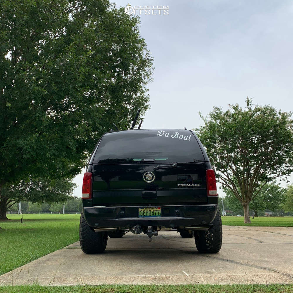 2006 Cadillac Escalade with 22x12 -44 Hostile Sprocket and 35/12.5R22 ...