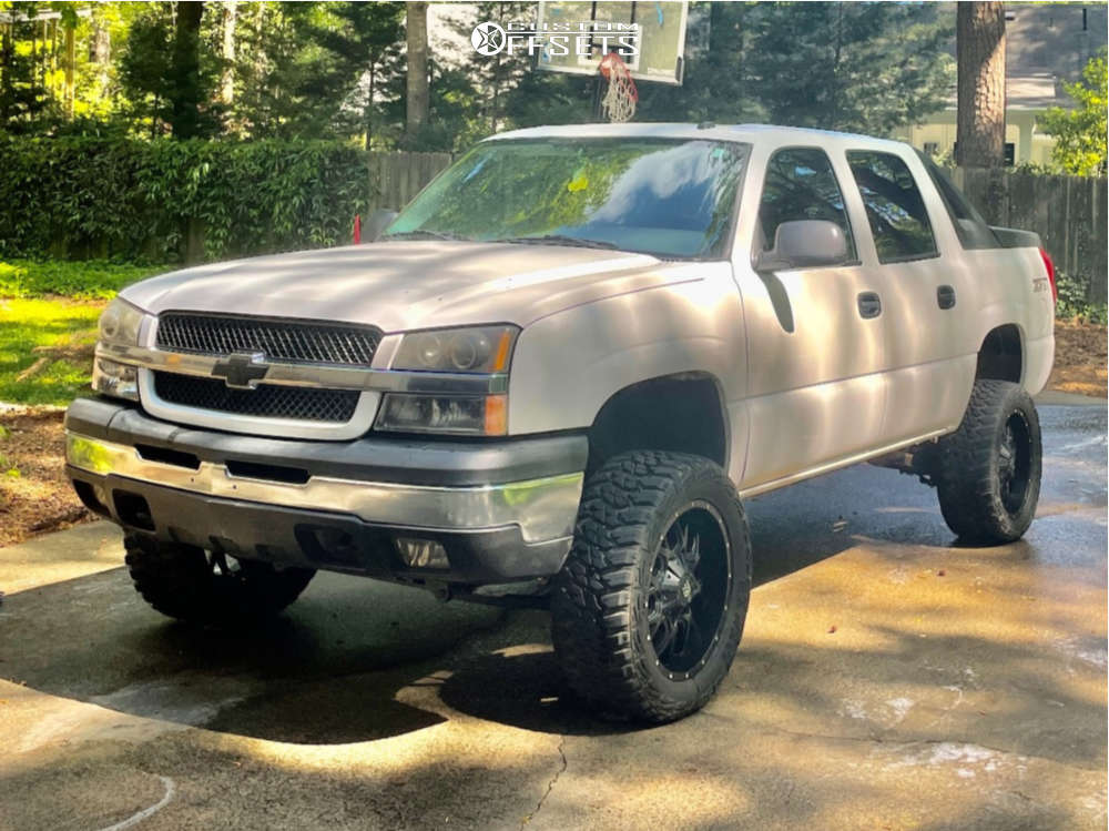 2004 Chevrolet Avalanche 1500 with 20x9 0 Dropstars 645b and 33/12.5R20 ...