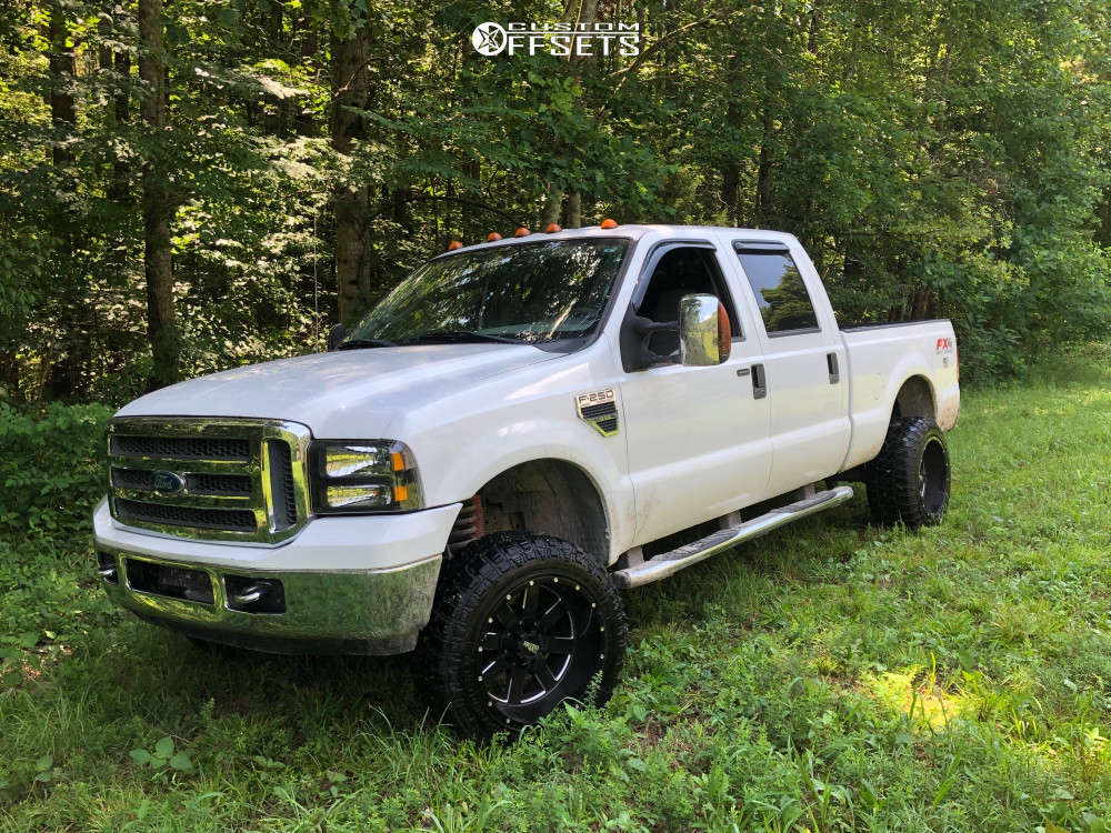 2007 Ford F-350 Super Duty with 20x12 -44 Moto Metal Mo962 and 33/12 ...