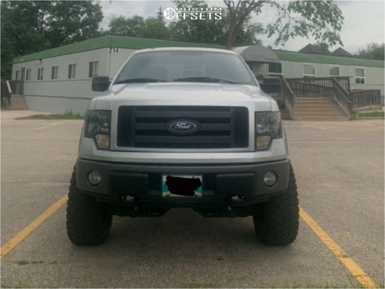 2010 Ford F-150 with 20x9 -12 XD Misfit and 35/13.5R20 RBP Repulsor Mt ...