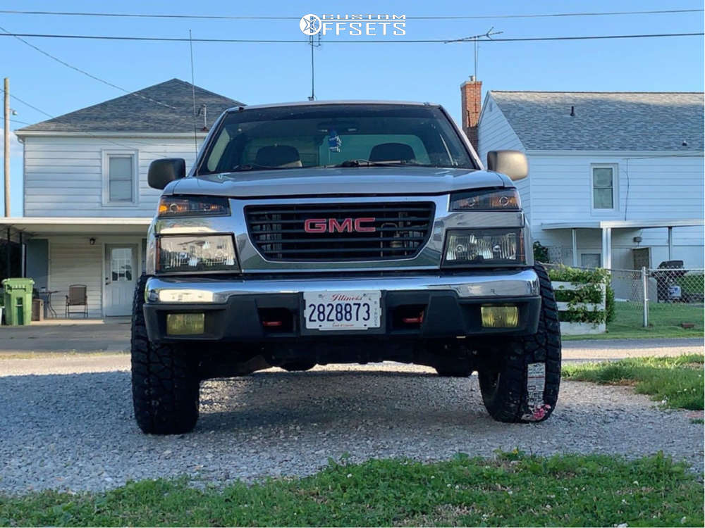2005 GMC Canyon with 15x8 -19 Vision Soft 8 and 31/10.5R15 Mickey ...