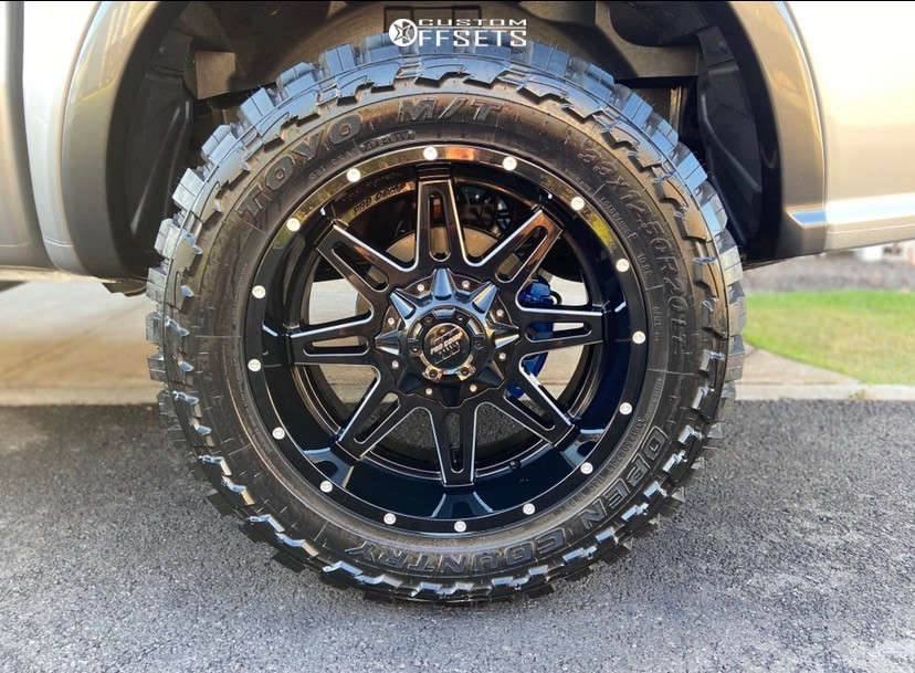 2020 Ford Ranger with 20x9.5 -6 Pro Comp Series 42 and 33/12.5R20 Toyo ...
