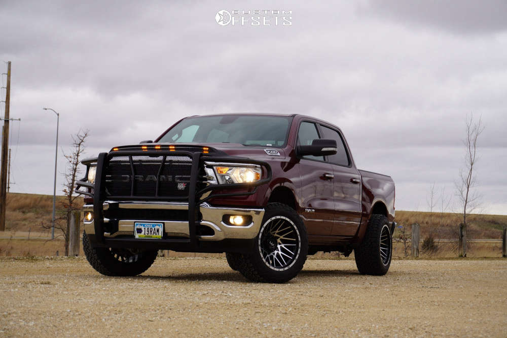 2019 Ram 1500 with 20x12 -44 Motiv Offroad Mutant and 33/12.5R20 ...