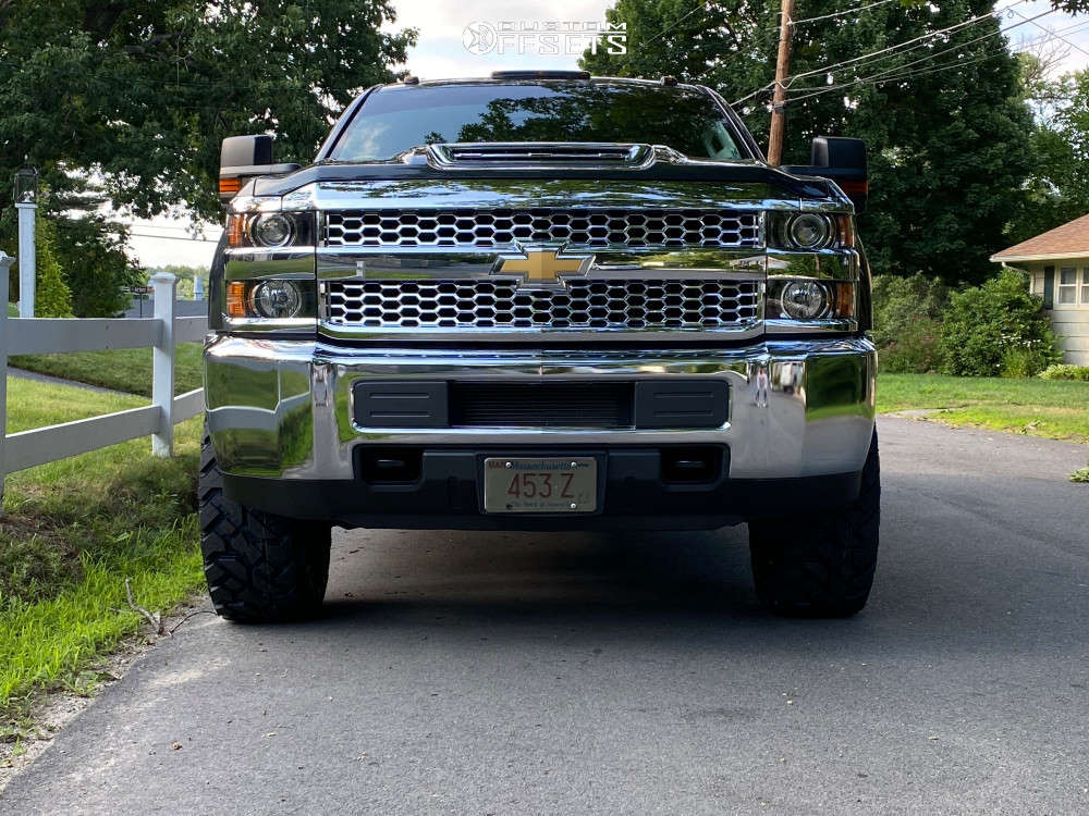 2019 Chevrolet Silverado 2500 HD with 20x9 -0 XD Xd850 and 35/12.5R20 ...