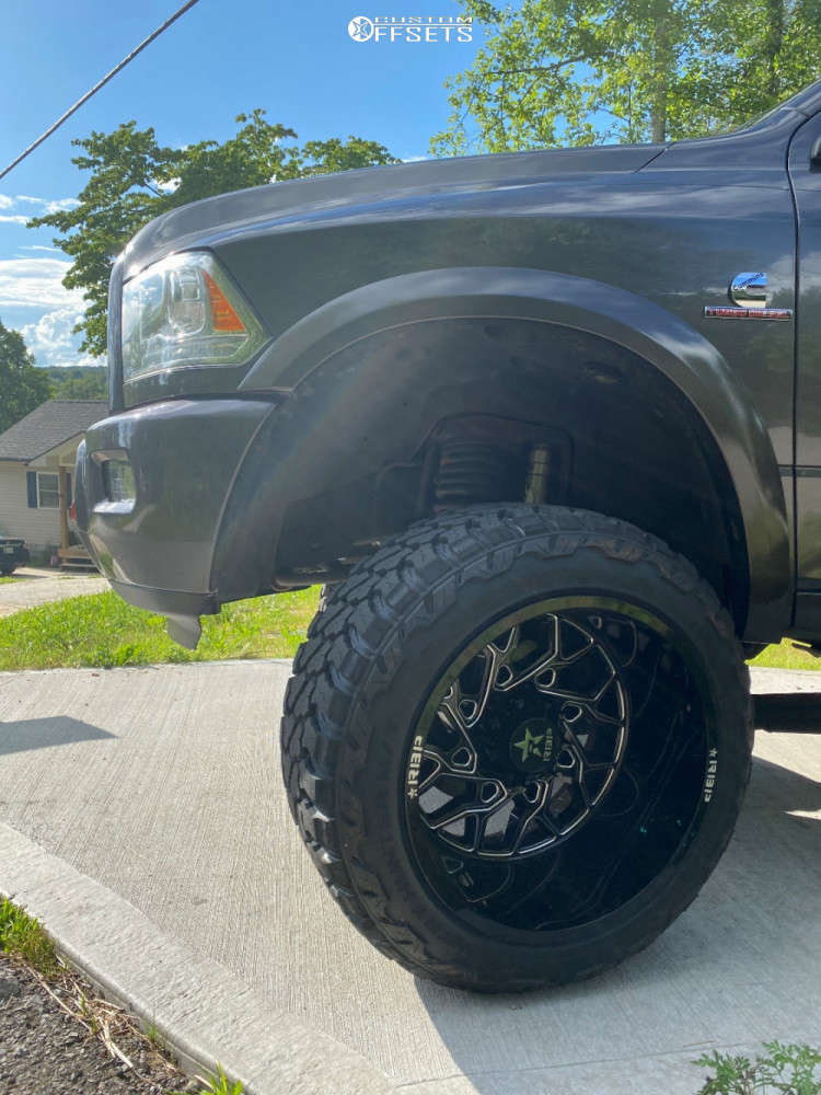 2015 Dodge Ram 2500 with 22x14 -76 RBP 65r and 35/13.5R22 Fury Offroad ...